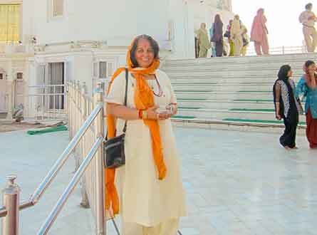 Live Vedic Astrology Foundation Courses | Komilla Sutton